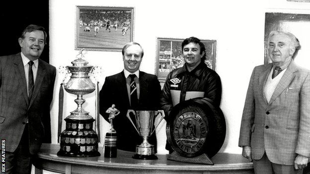 Maurice Lindsay: Rugby league's 'most influential figure of a ...