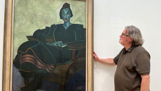 Secret beneath mystery masterpiece revealed in Leeds - BBC News