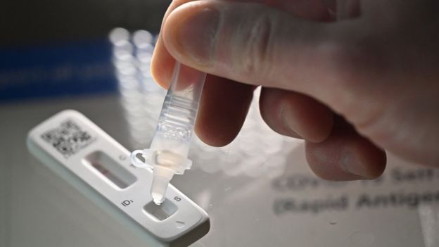 NHS and care homes in England to pause routine Covid testing - BBC News