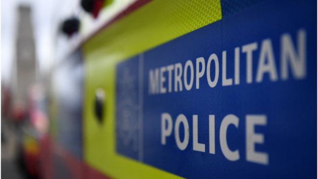 Acid attacks rise in London - data - BBC News