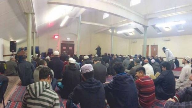 Lincoln's first purpose-built mosque opens - BBC News