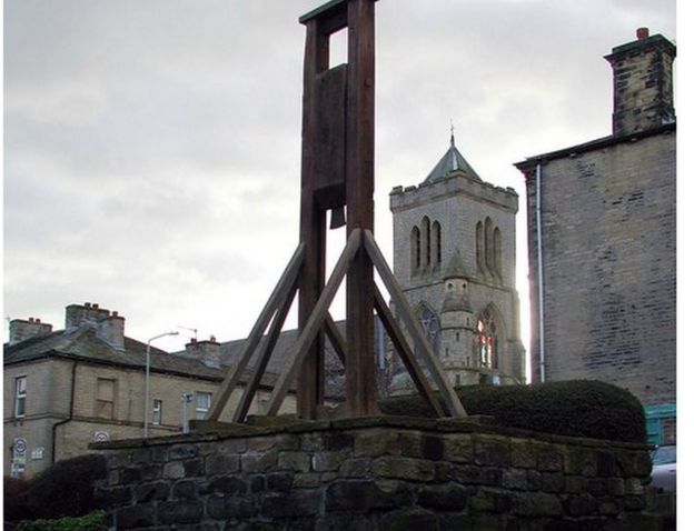 A ghoulish tour of medieval punishments - BBC News
