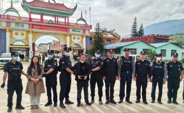 The Chinese mafia's downfall in a lawless casino town - BBC News
