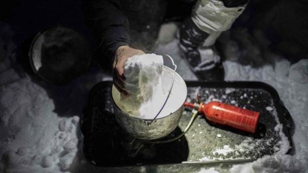 Como sobreviver ao frio extremo - BBC News Brasil