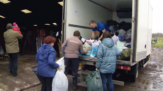 Ukraine conflict: Donations pile high as Scots give support - BBC News