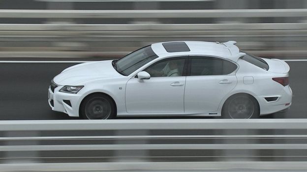 Who is responsible for a driverless car accident? - BBC News