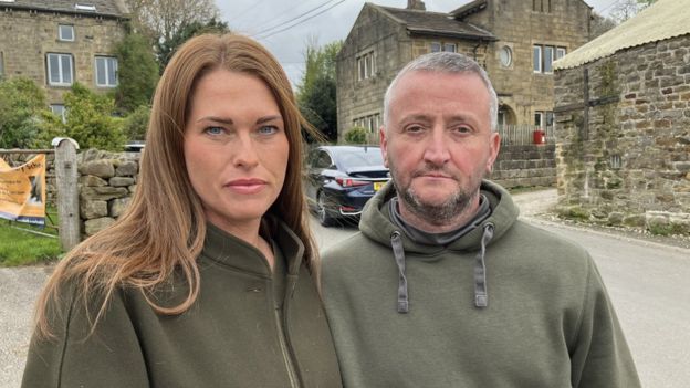 Kex Gill A59 closure causing road chaos in Askwith - villagers - BBC News