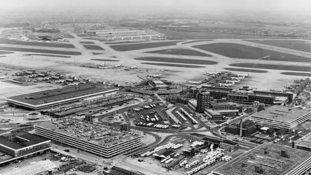 Heathrow celebrates 70 years by marking 'iconic moments' - BBC News