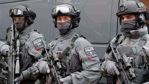 Rural police 'could routinely carry guns' - BBC News