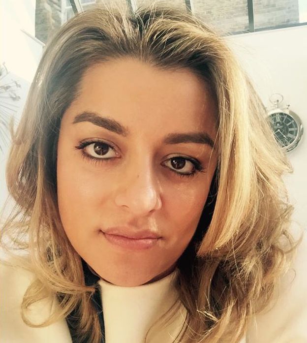 'I am no longer afraid': Letters that changed your identity - BBC News