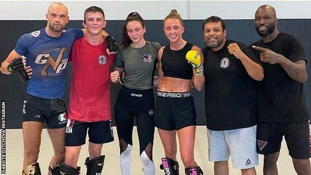 MMA: Dakota Ditcheva signs with Professional Fighters League - BBC Sport