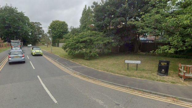 Beaconsfield woman whose body was found named by police - BBC News