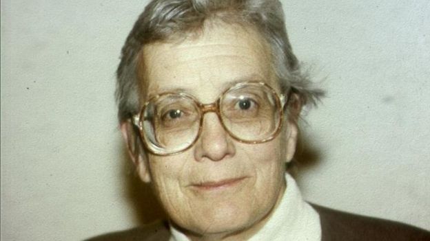 IVF ethics pioneer Mary Warnock dies - BBC News