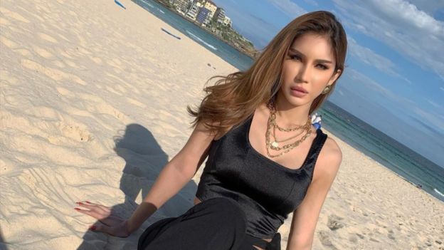 Malaysian transgender woman Nur Sajat: 'I had to run away' - BBC News