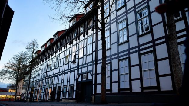 The tiny German town fighting back against neo-Nazis - BBC News