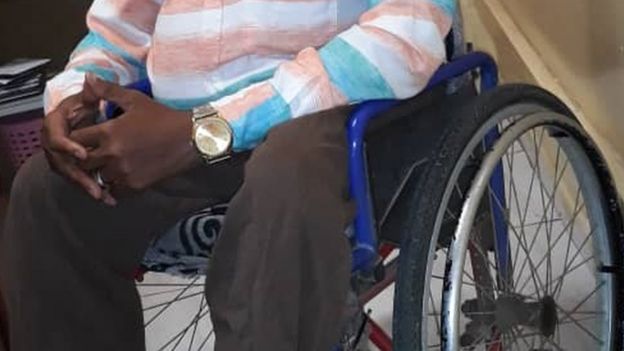 Saxafiga Soomaaliyeed Ee Naafada Ah, Kana Dhaga Adeegay Dhaqanka Soo ...