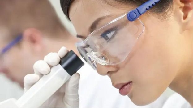 Pharma giant Merck to create 500 jobs in Glasgow and Stirling - BBC News