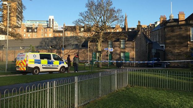 Man seriously assaulted in late-night Edinburgh attack - BBC News