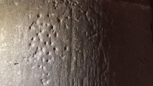 Graffiti hunt finds 600 marks in Orkney's St Magnus Cathedral - BBC News