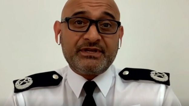 Met Police 'building relationships' over illegal street parties - BBC News