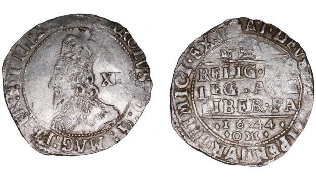 Rare Charles I coin minted in Oxford fetches £54,560 at auction - BBC News