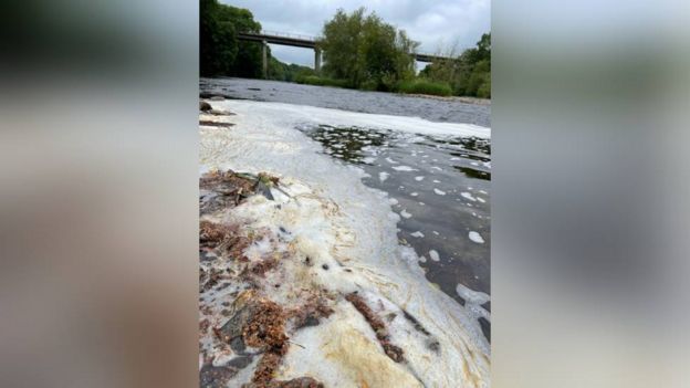 River Wye: Concerns over pollution in Wales' rivers - BBC News