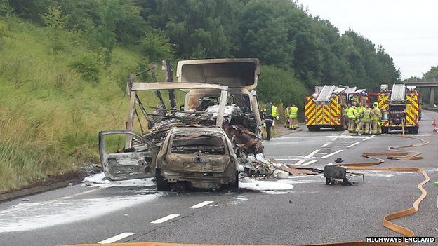 A42 Leicestershire crash: One injured after lorry fire - BBC News