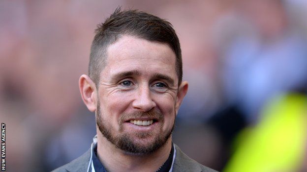Shane Williams: Wales legend to play for village side at Principality ...