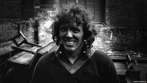 'Father of modern Scots photography' Joseph McKenzie dies - BBC News