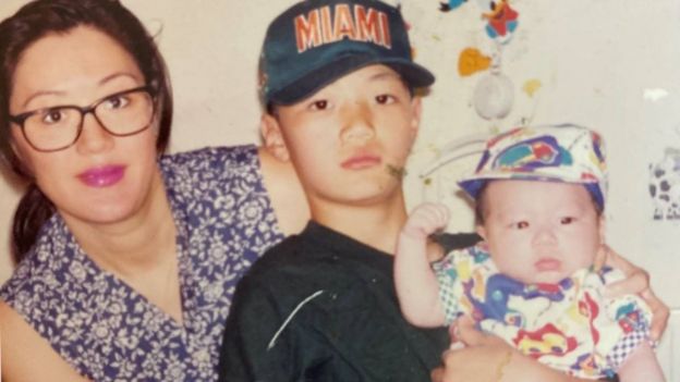 China Mac：從謀殺未遂犯蛻變為反歧視領袖的華裔饒舌歌手 - BBC News 中文