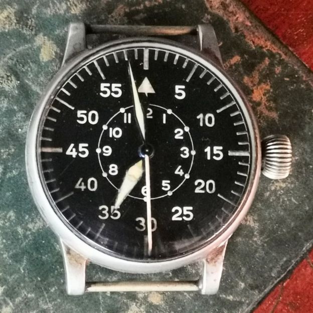 German Luftwaffe watch sold at auction for £3,000 in Banbury - BBC News
