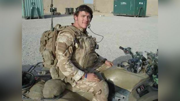 SAS widow's suicide on Remembrance Day on Brecon mountain - BBC News