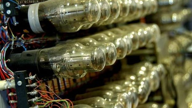 Virtual memorial for WW2 code-cracker - BBC News