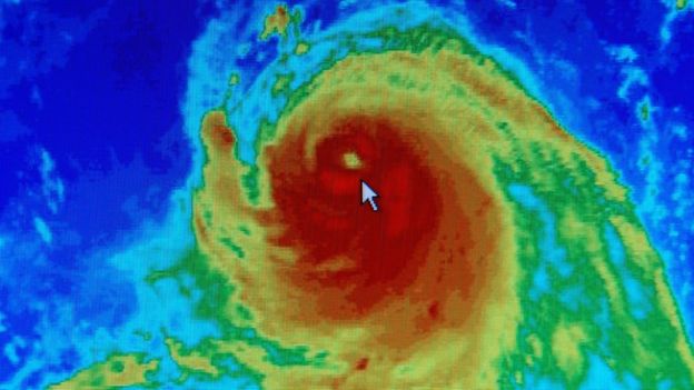 Climate change: Bigger hurricanes are now more damaging - BBC News