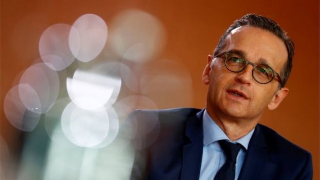 Turkey expels three German journalists - BBC News