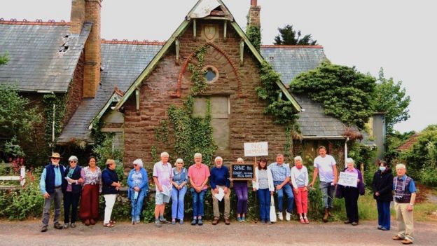 Village loses bid to stop historic Garway school demolition - BBC News