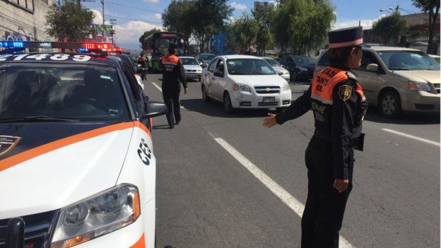100 Women 2016: Are Mexican women less corrupt than men? - BBC News