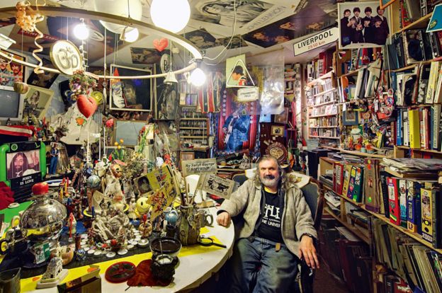 Kolya Vasin: Russian fan who gave the Beatles all his loving - BBC News