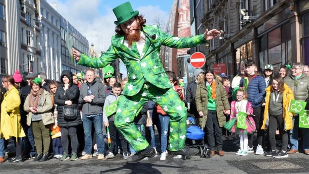St Patrick's Day 2019 celebrated worldwide - BBC News