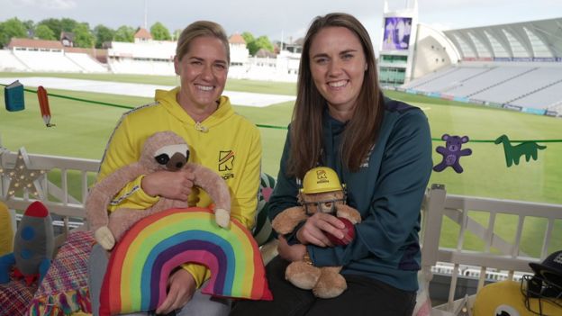 England cricketers become first LGBT couple to read CBeebies bedtime ...