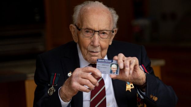 Captain Sir Tom Moore gets first military veterans railcard - BBC News