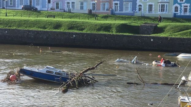 Aberaeron ambulance station backed despite flood risk - BBC News
