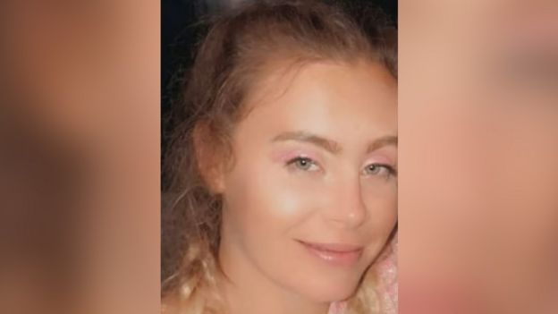 Paedophile jailed for murdering woman with screwdrivers - BBC News