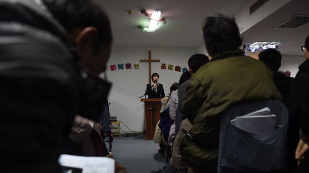 Risky road: China's missionaries follow Beijing west - BBC News