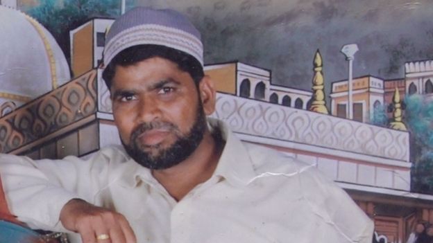 Atiq Ahmed: Former Indian MP and brother shot dead live on TV - BBC News