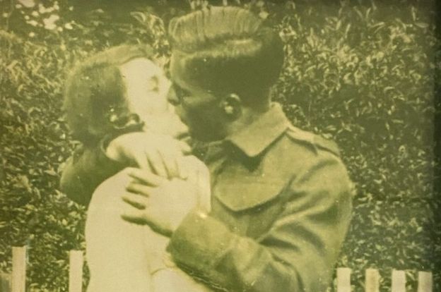 Milton Keynes couple Ron and Joyce Bond celebrate 81-year marriage ...