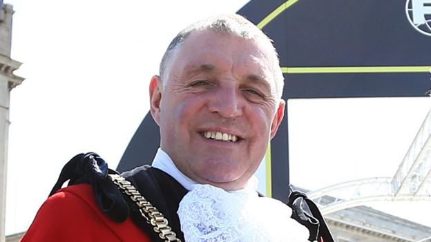 Lord Mayor of Liverpool resigns after sharing racist video - BBC News