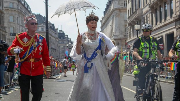 Pride in London: Up to a million watch parade - BBC News