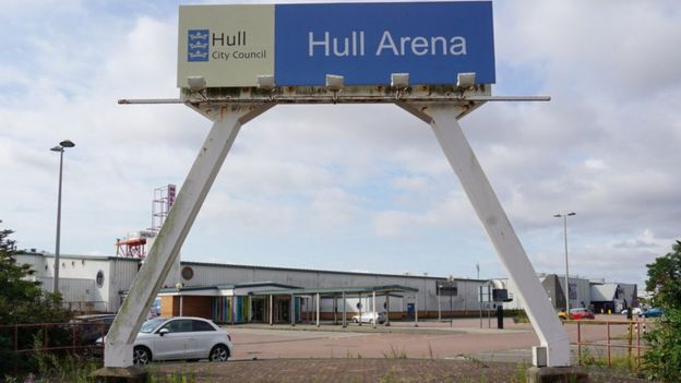 Hull Ice Arena to reopen after £1.5m refurbishment - BBC News