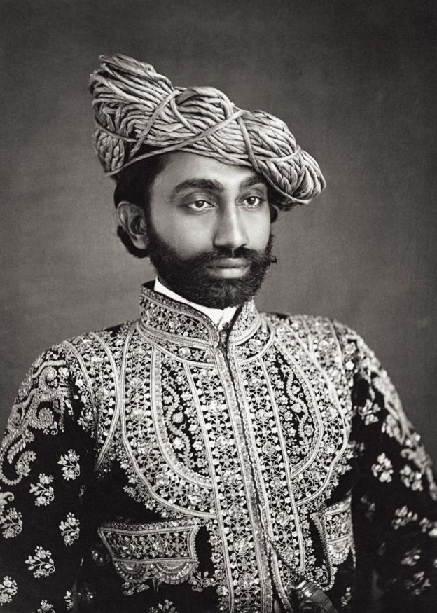 Photographic treasures from India - BBC News